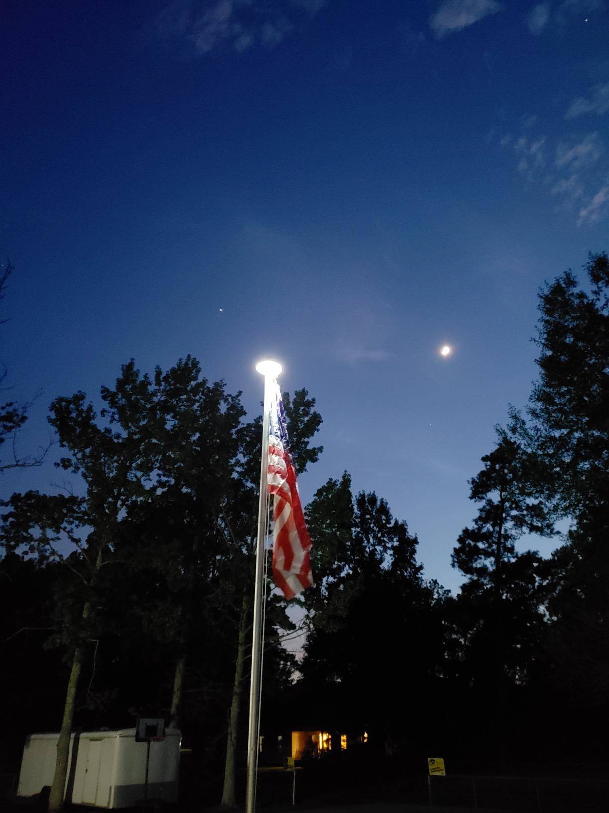Solar Flagpole Light - Anley Flags