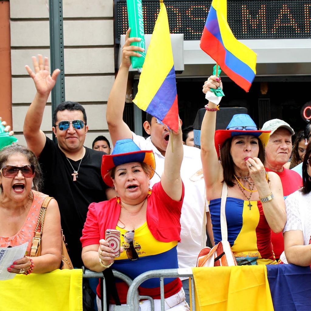 Colombia Stick Flags 5x8 inch (Pack of 12) - Anley Flags