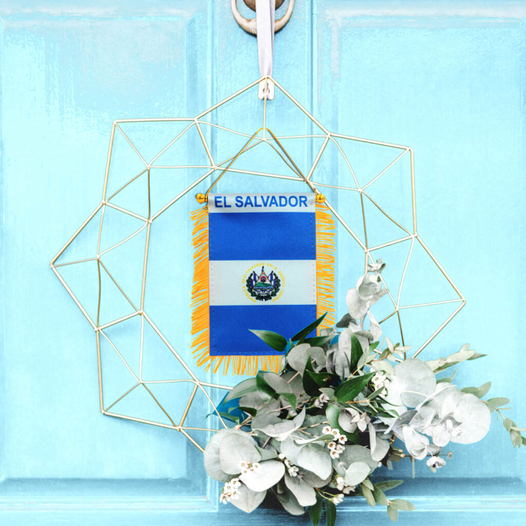 El Salvador Fringy Window Hanging Flag 4 X 6 Inch